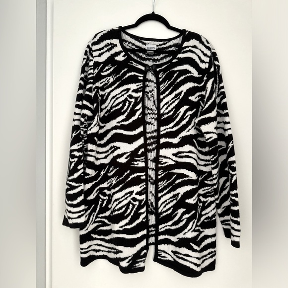 Chico's | Sweaters | Chicos Zebra Striped Cardigan Size 3 Euc | Poshmark